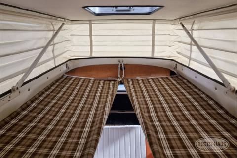 ‘74 RHD Bay Window Devon Caravette